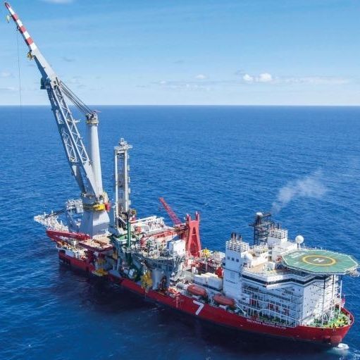 Floating crane - OMC - Huisman - for heavy loads / luffing jib / suspension