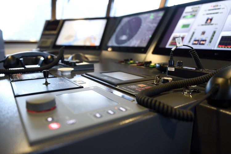 Platform supply vessel (PSV) offshore support vessel - REM ARCTIC ...