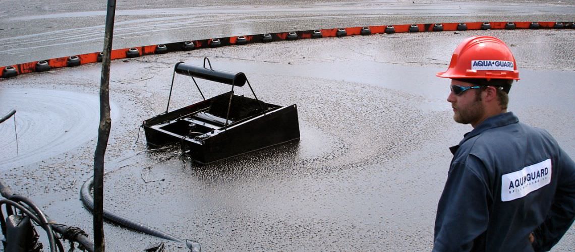 Brush oil skimmer - RBS TRITON™ 150 - Aqua-Guard Spill Response - disc ...