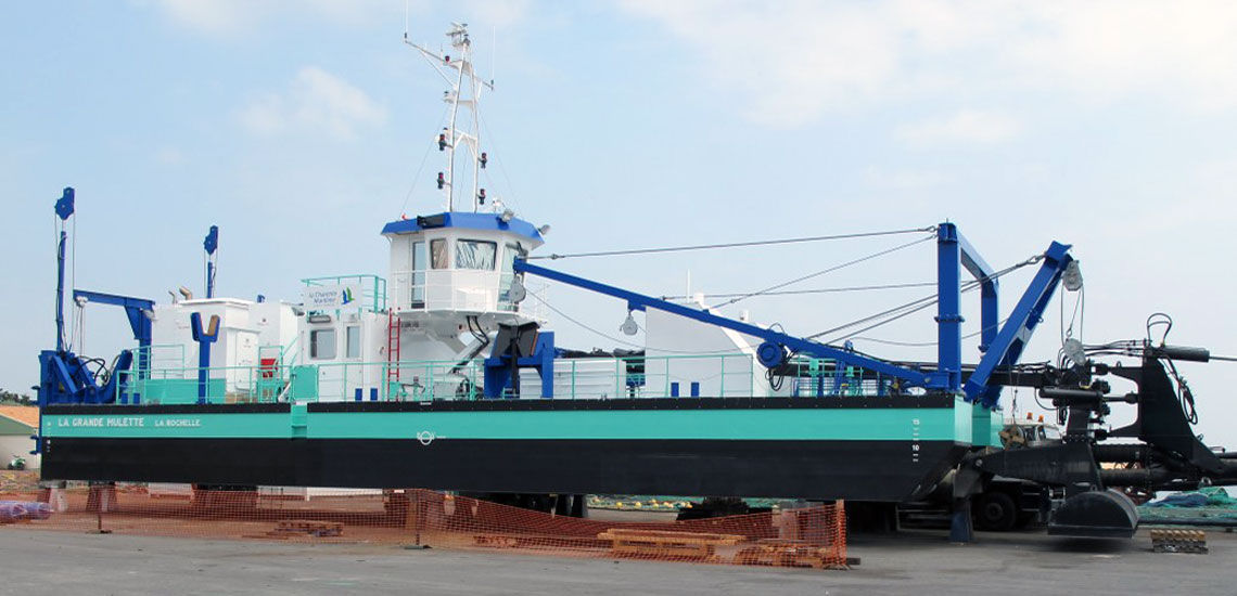 Dredge special vessel - CSD series - Mavi Deniz - coastal
