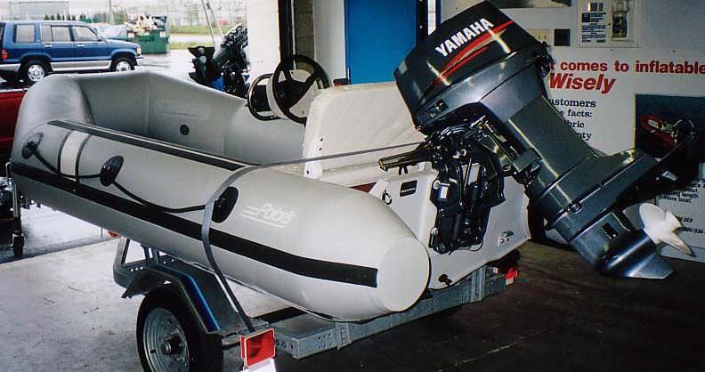 Outboard inflatable boat - 10' - Polaris boat - rigid / center console ...