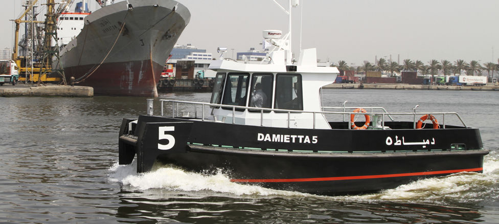 Mini tug professional boat - Micro - LOMOcean Design - aluminum