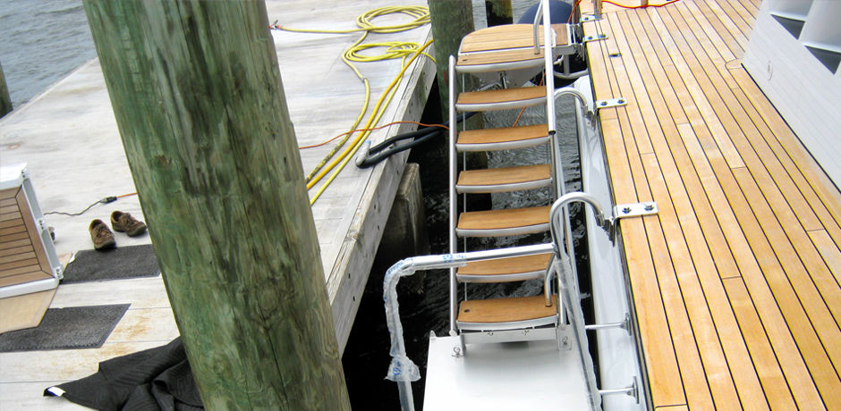 Yacht ladder - UMT MARINE LLC - lateral / boarding / custom
