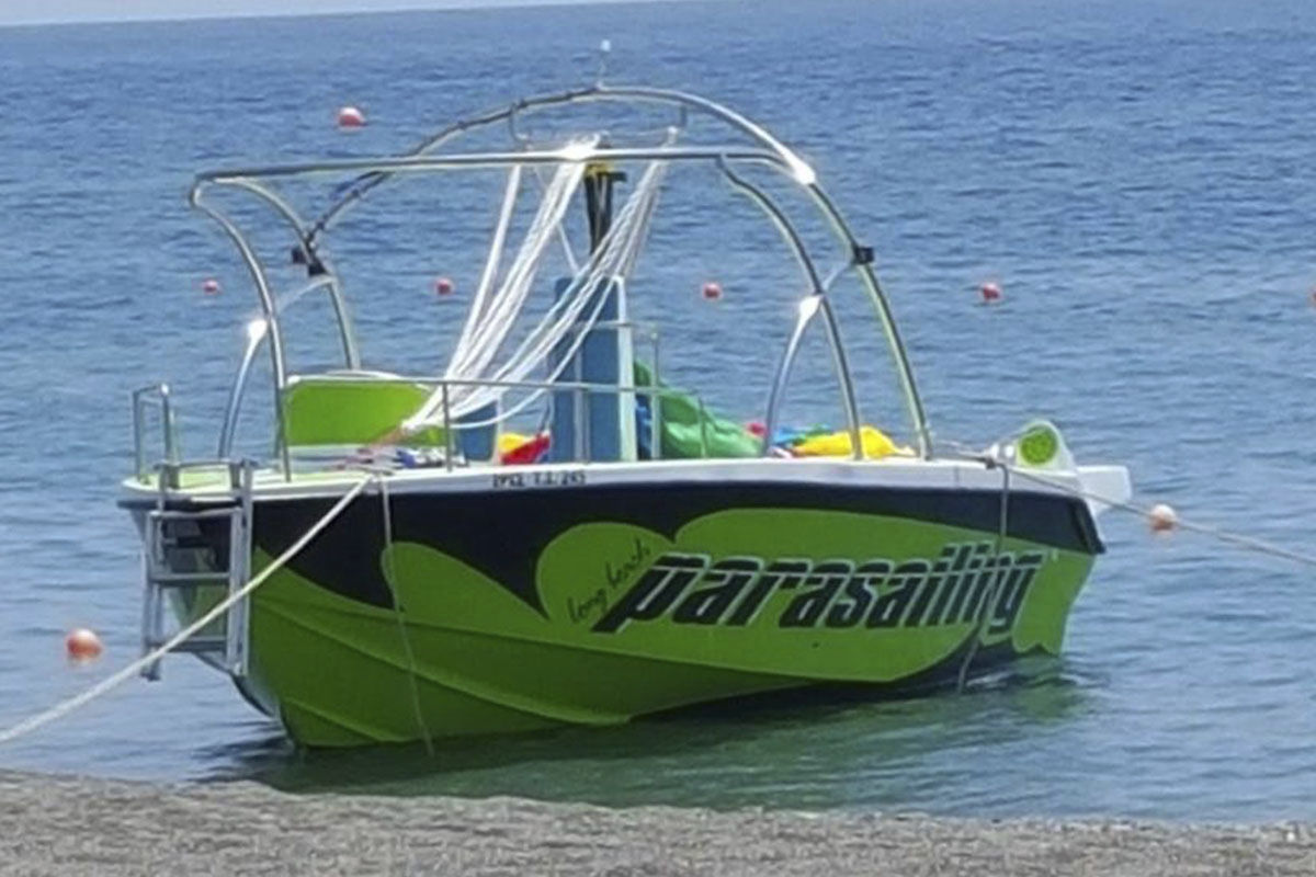 Inboard parasail boat - 6.90 - Commercial Towables