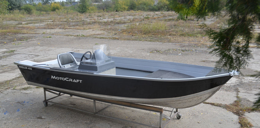 Outboard small boat - Angler 450T - MOTOCRAFT BOATS SRL - sport-fishing ...