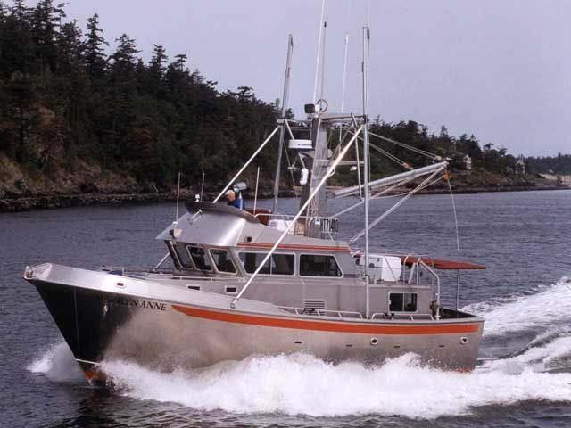 Inboard trawler - 40’ - Rozema Boats Works - flybridge / custom