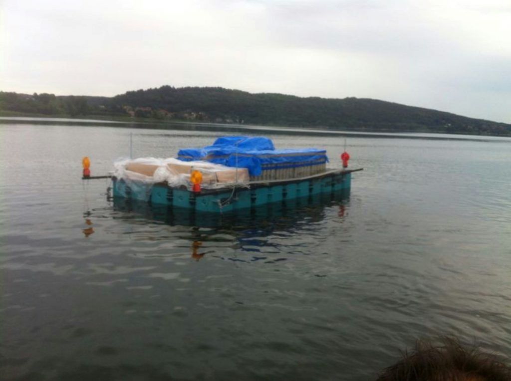 Recreation center platform - OTTO - for special events / floating