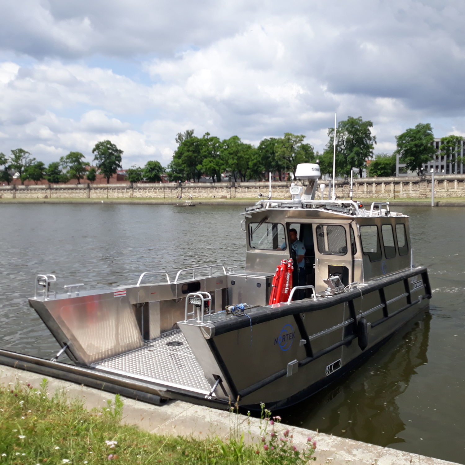 Dive support boat - CAT 950 WT - MS Boat - service boat / catamaran ...