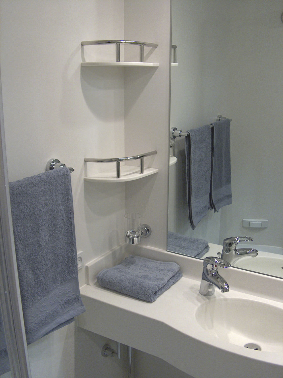 Ship prefabricated bathroom - TNF Wet Units - INEXA A/S