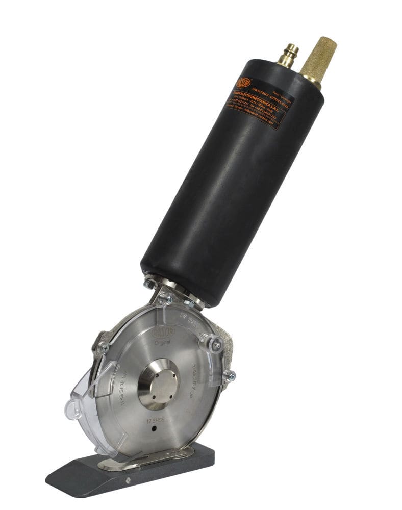 Rotary-knife cutting machine / pneumatic / fabric / rubber - FP120 ...