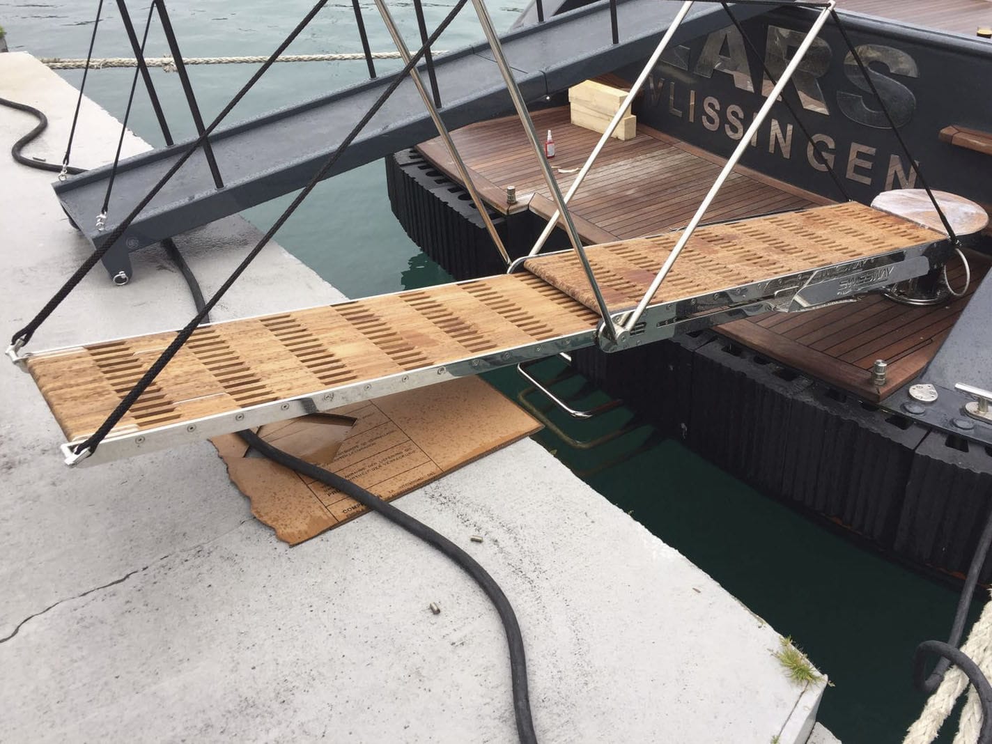 Boat gangway - Paradiso - Swissway Marine Holland bv - for yachts / for ...