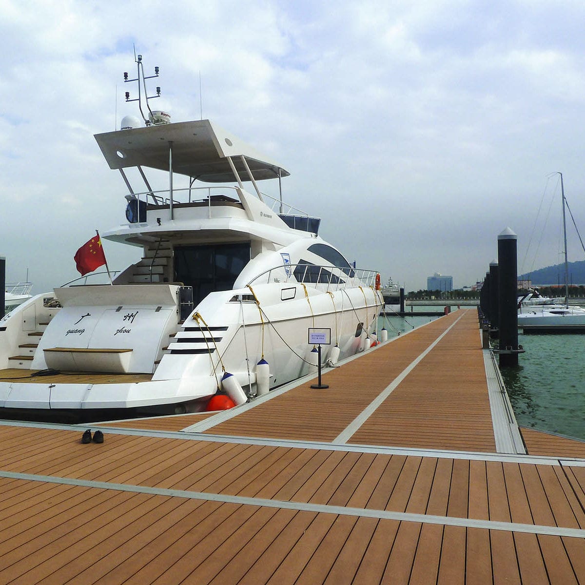 Floating dock - ALM4000 - Goodocks Marine (Hong Kong) Co., Ltd ...