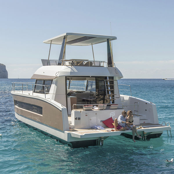 Catamaran express cruiser - MY 37 - Fountaine Pajot Motor Yachts ...