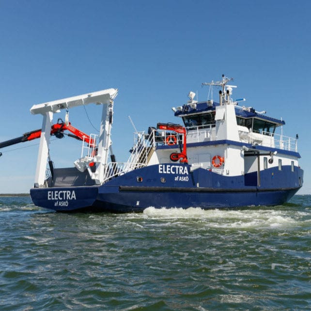 Scientific research boat - ELECTRA - Baltic Workboats AS - inboard ...