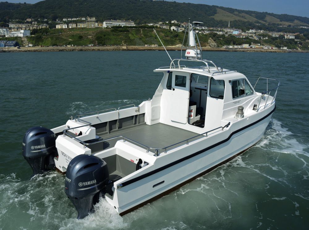 Catamaran day fishing boat - Bon Vivant - Cheetah Marine - outboard ...