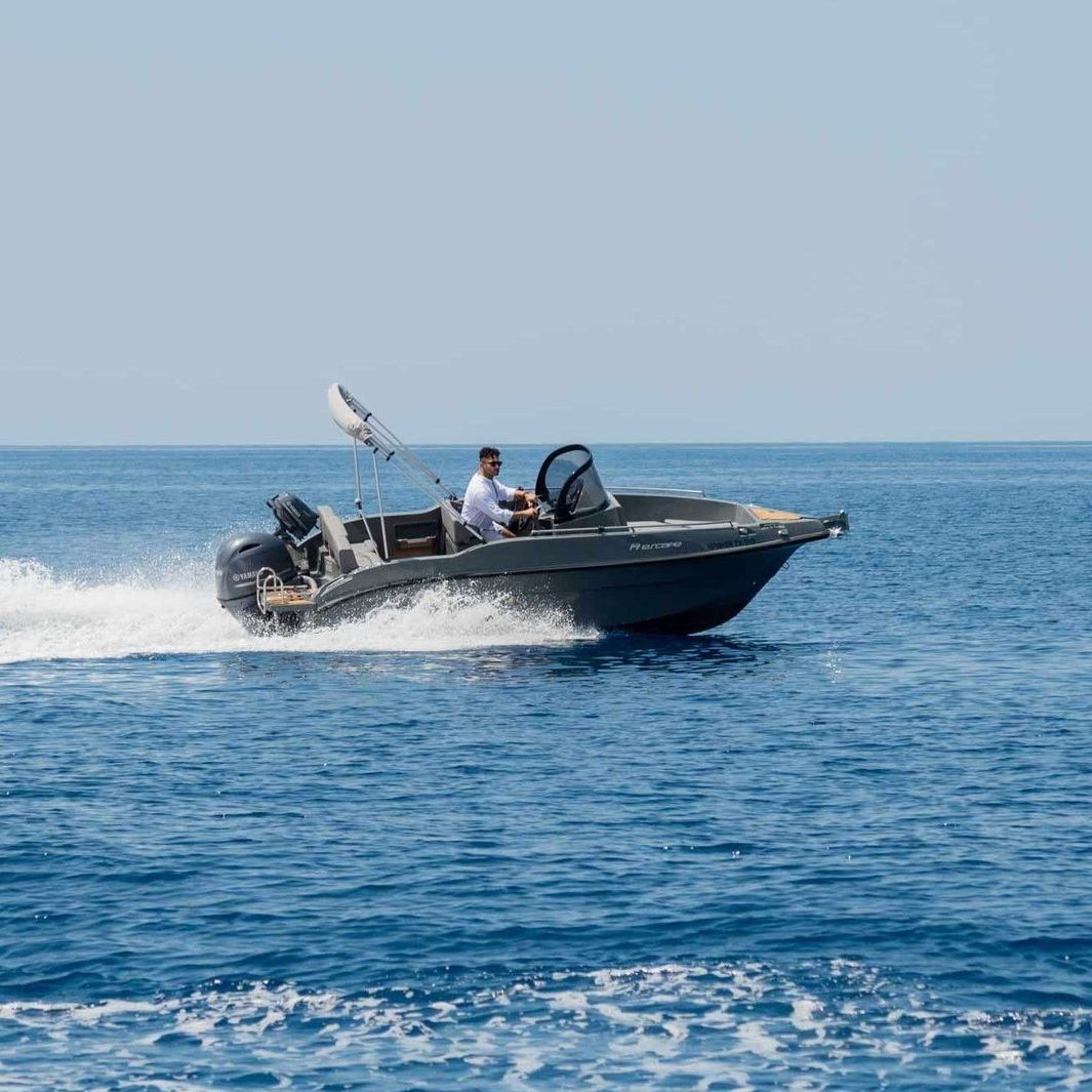 Outboard center console boat - NIREUS Ω53 ESCAPE - LGK MARINE - 8 ...