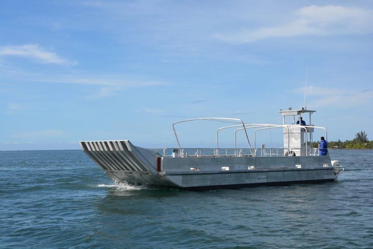 Landing craft - Changzhou Youbang Boat Co., Ltd. - inboard / diesel ...