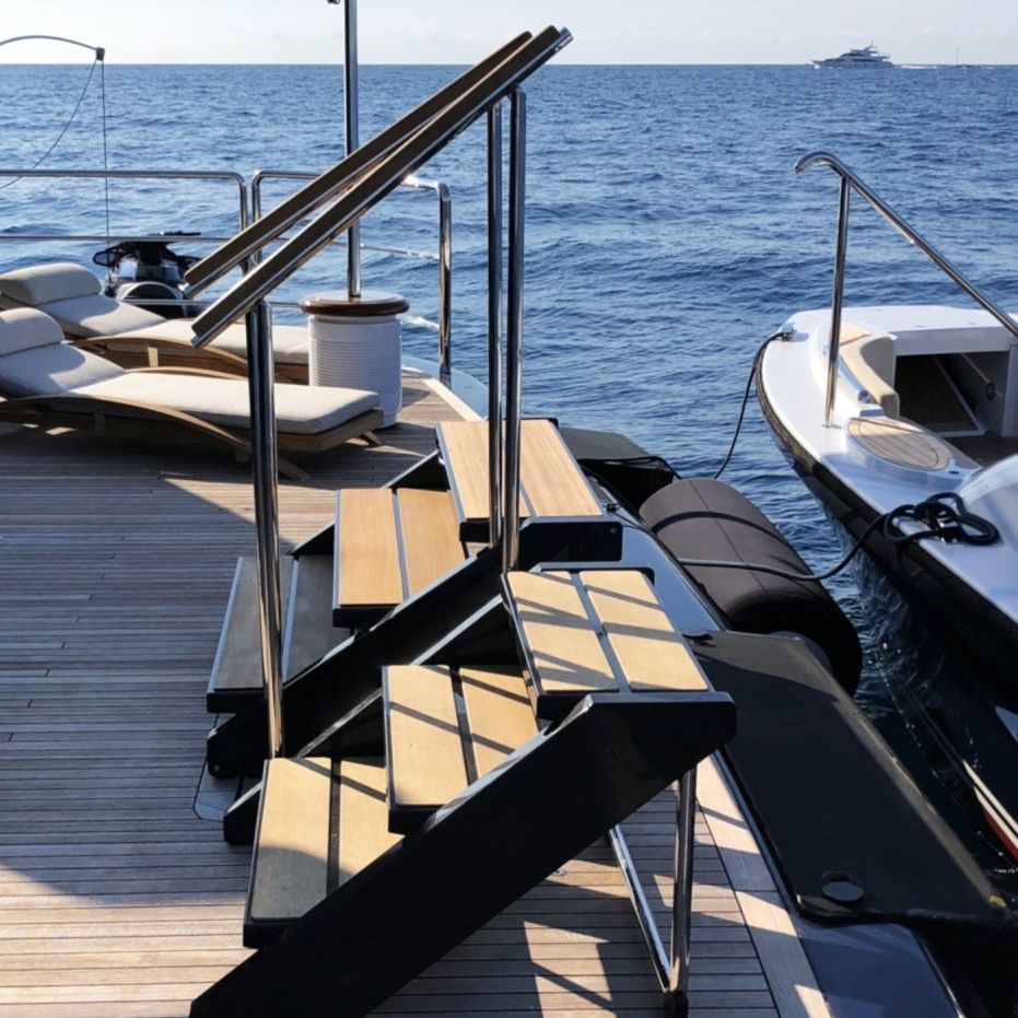 Boarding steps - C-QUIP INTERNATIONAL LTD.