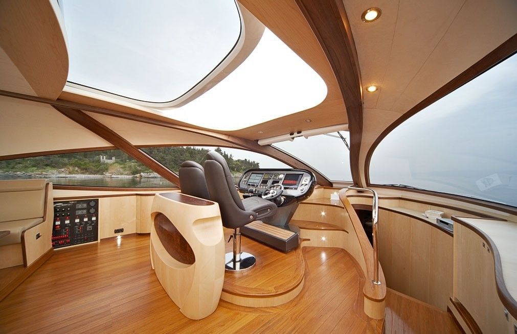 Yacht glass panel - Curved - AYDIN ACAR YACHT GLASS DENIZCILIK A.S ...