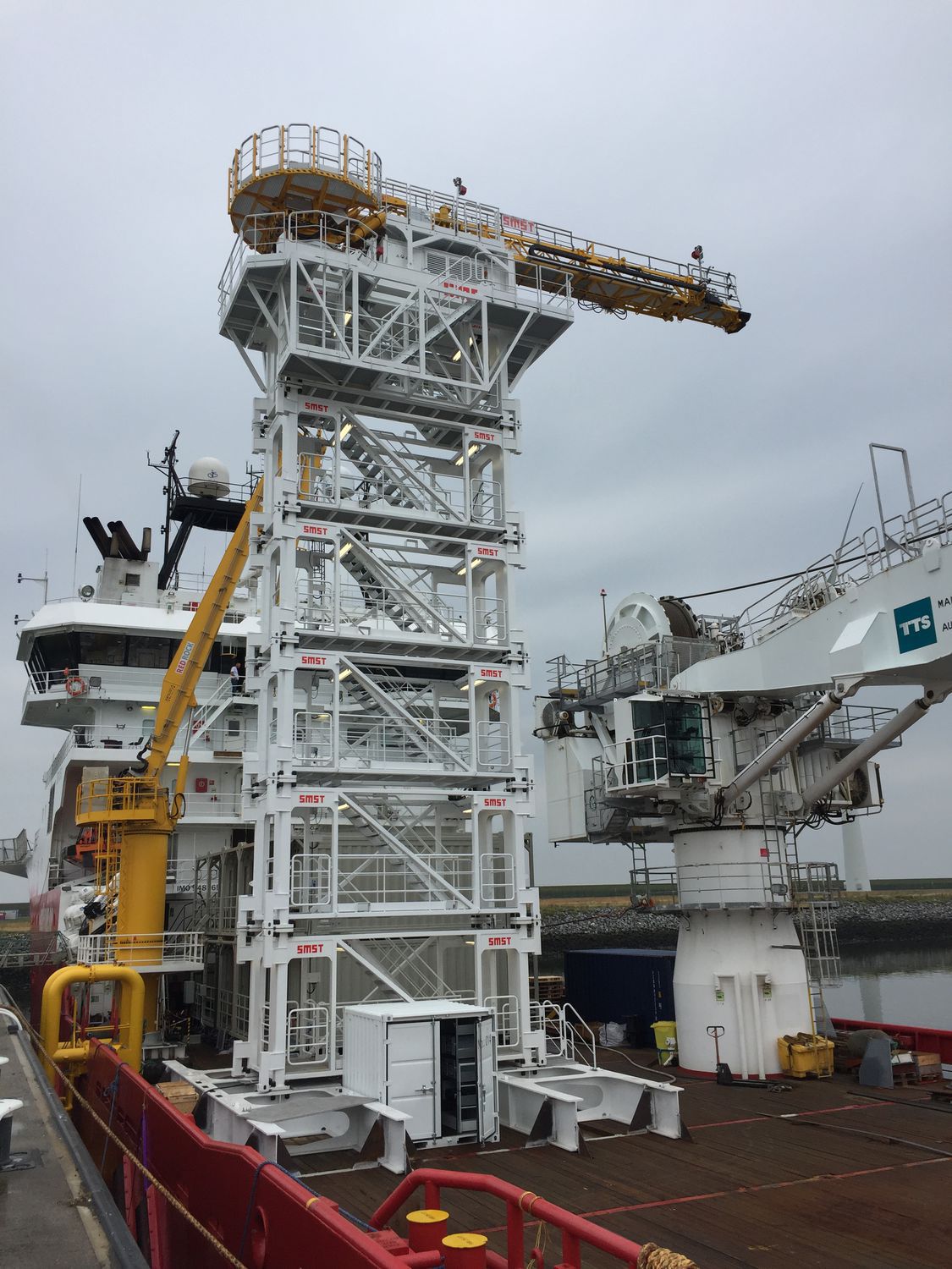 Offshore service vessel gangway - TAB M - SMST Designers & Constructors ...