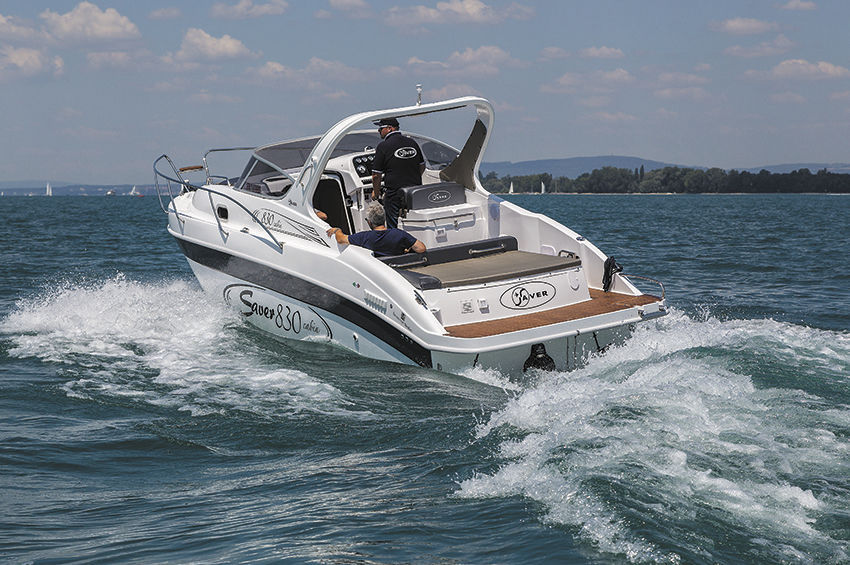 Inboard cabin cruiser - 830 EFB - SAVER S.R.L. - open / 8-person max ...