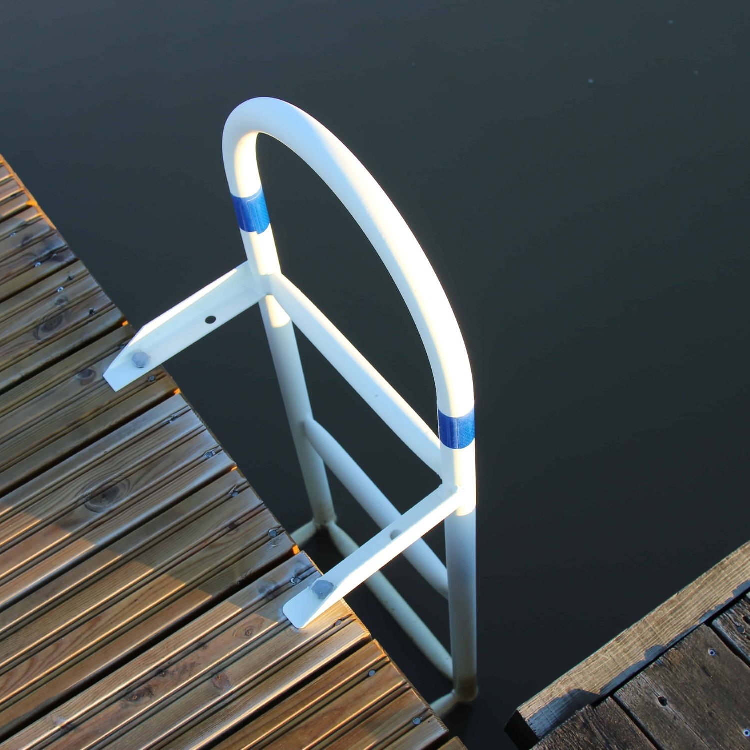 Dock ladder - 083100 - A-Laiturit - fixed / safety