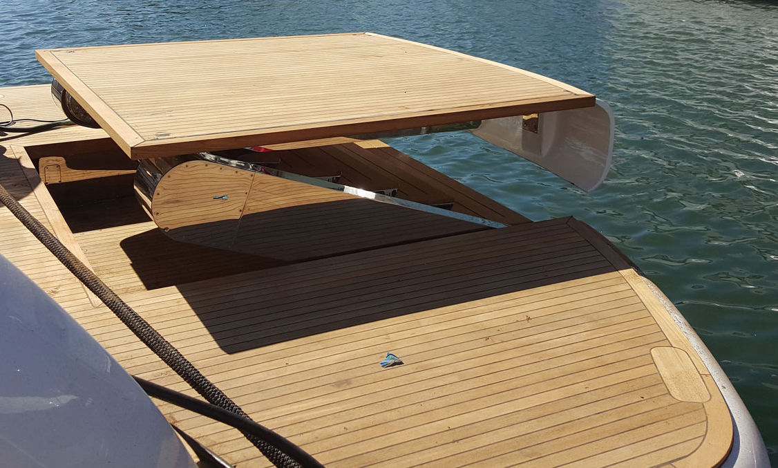 Lifting platform - Z - Ocean Group - for yacht / stainless steel / aluminum