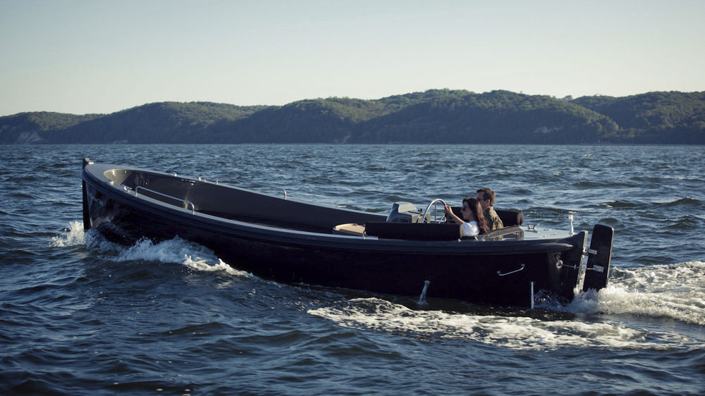 Inboard small boat - Admiral 780 - Admiral Boats S.A. - classic