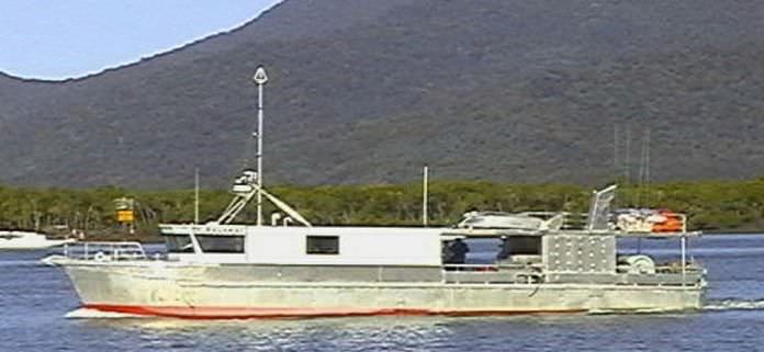 Professional fishing boat - TUNA - English Engineering - inboard / aluminum