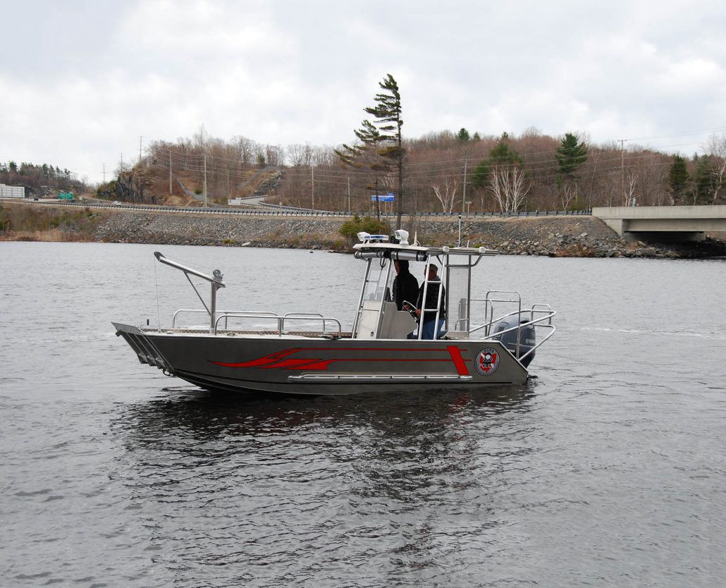 Rescue boat professional boat - 20’ - Stanley Aluminum Boats - landing ...