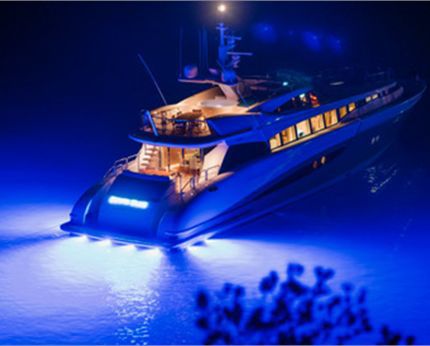Underwater boat light - Great White GW20 - BluefinLed - for yachts ...