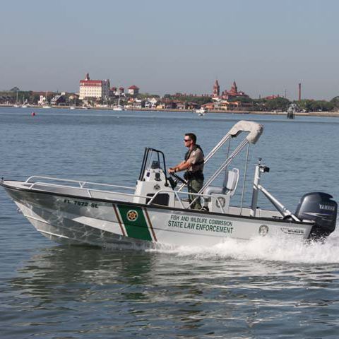 Patrol boat - 210 GUARDIAN - Brunswick Commercial and Government ...