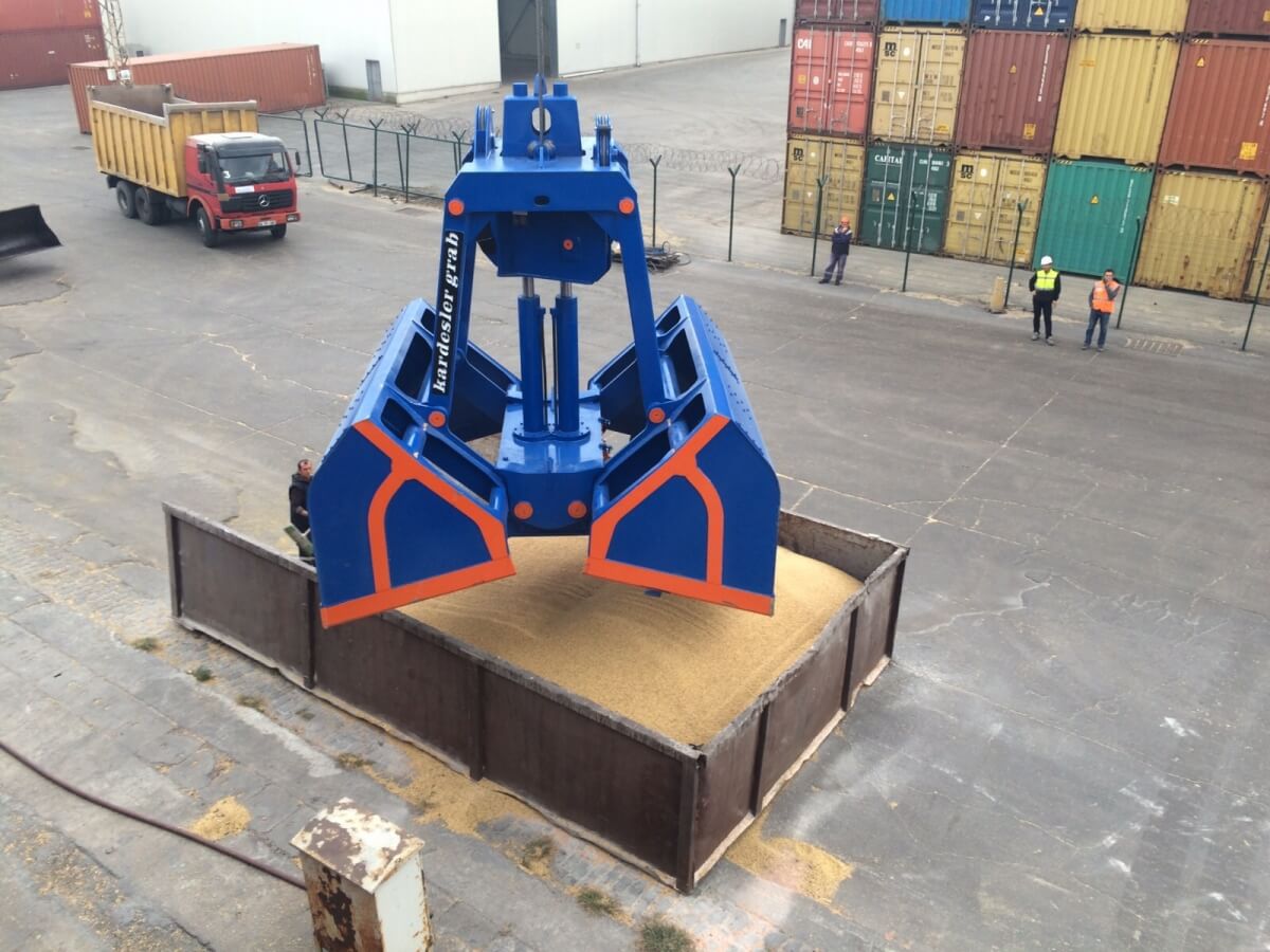 Bulk carrier ship bulk cargo grab - Radio Remote Control - Kardesler ...