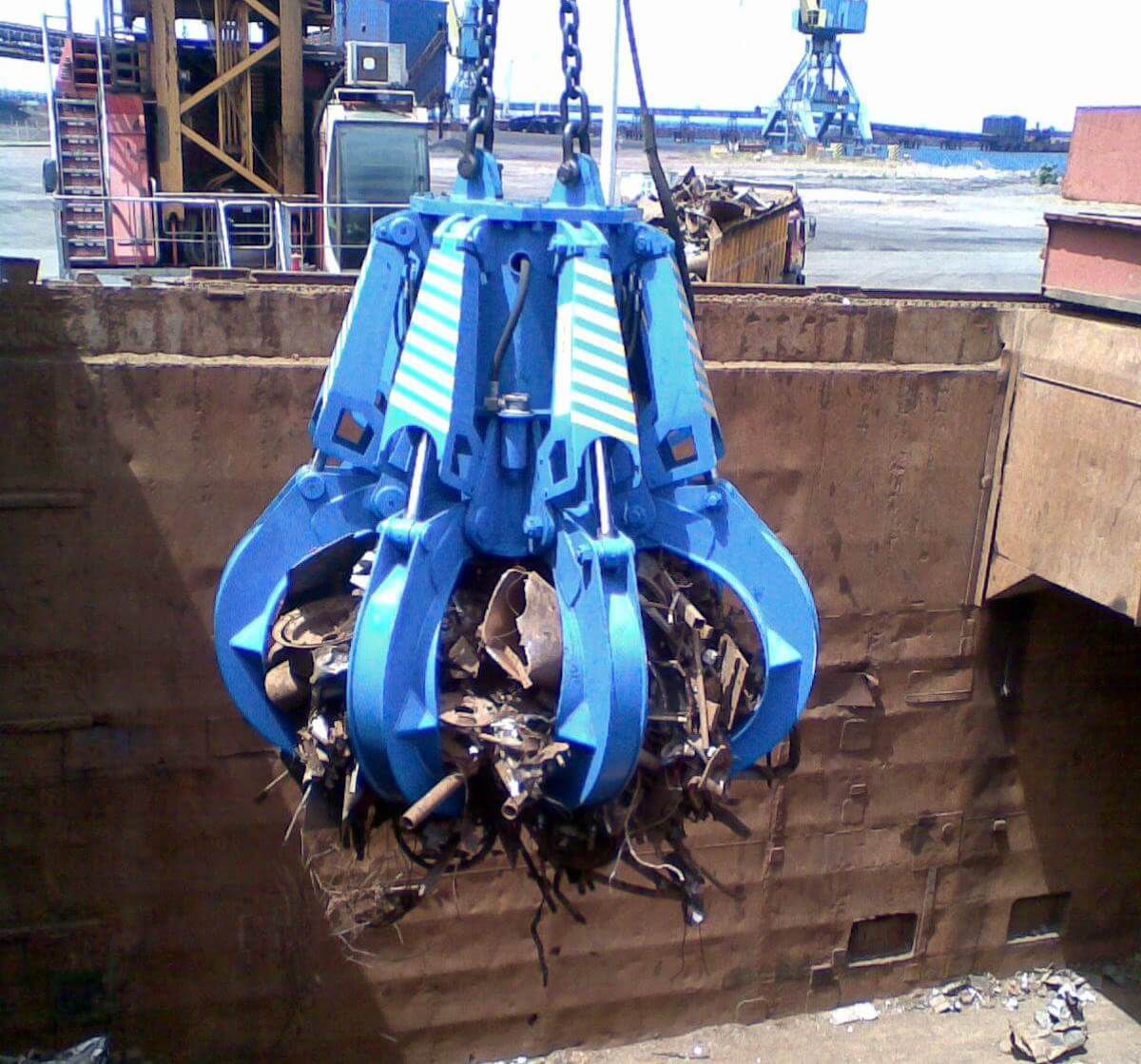 Electro-hydraulic bulk cargo grab - Orange Peel - Kardesler Kepçe Gemi ...