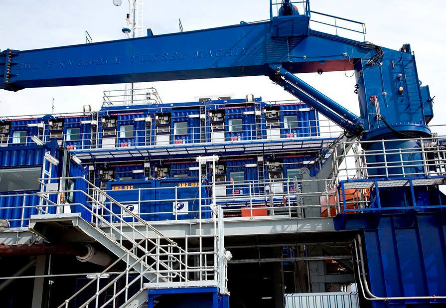 Ship crane - OFFSHORE - YMV CRANE AND WINCH SYSTEMS - for decks ...