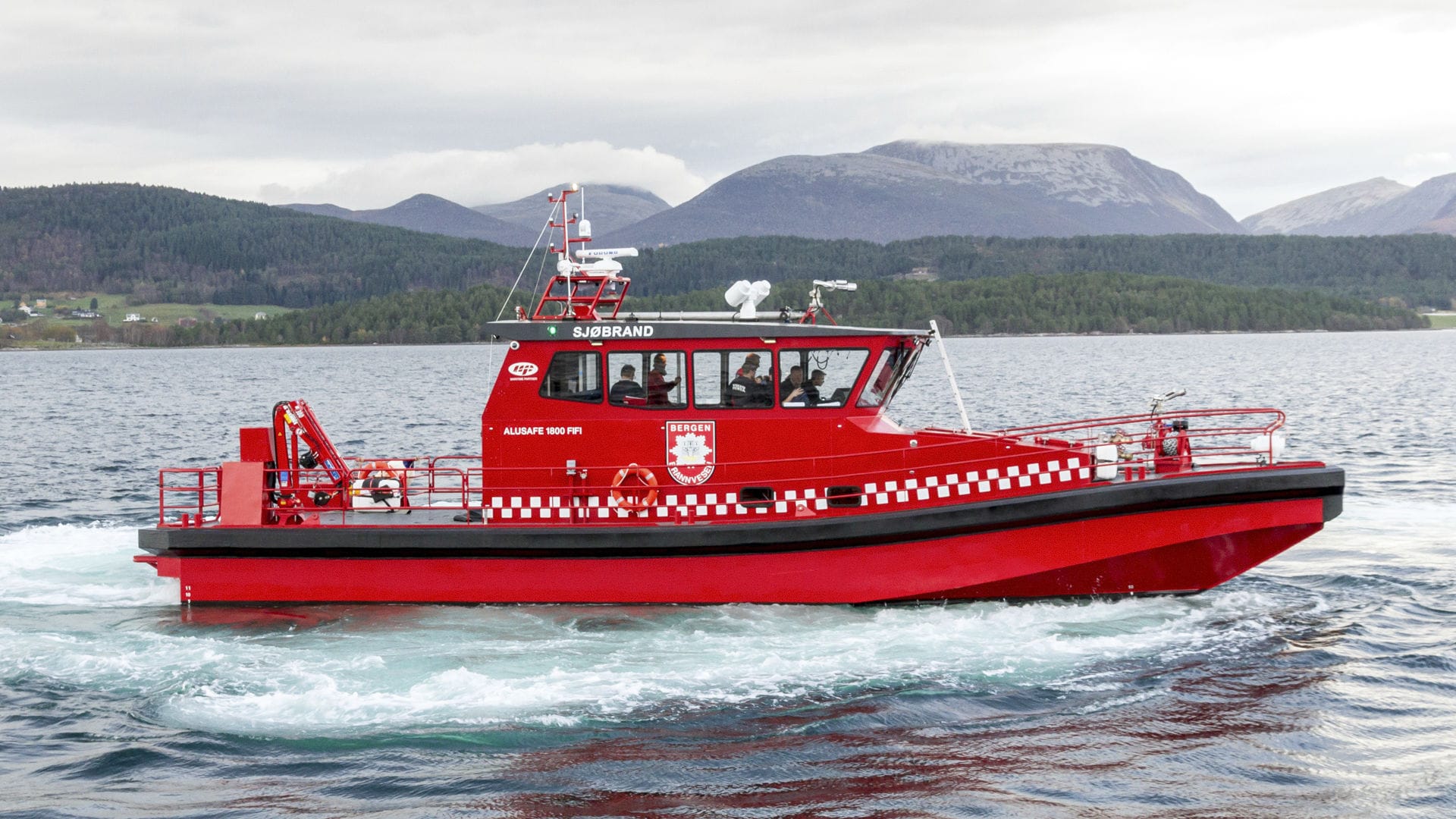 Professional rescue boat - ALUSAFE 1800 FIFI - Maritime Partner AS ...
