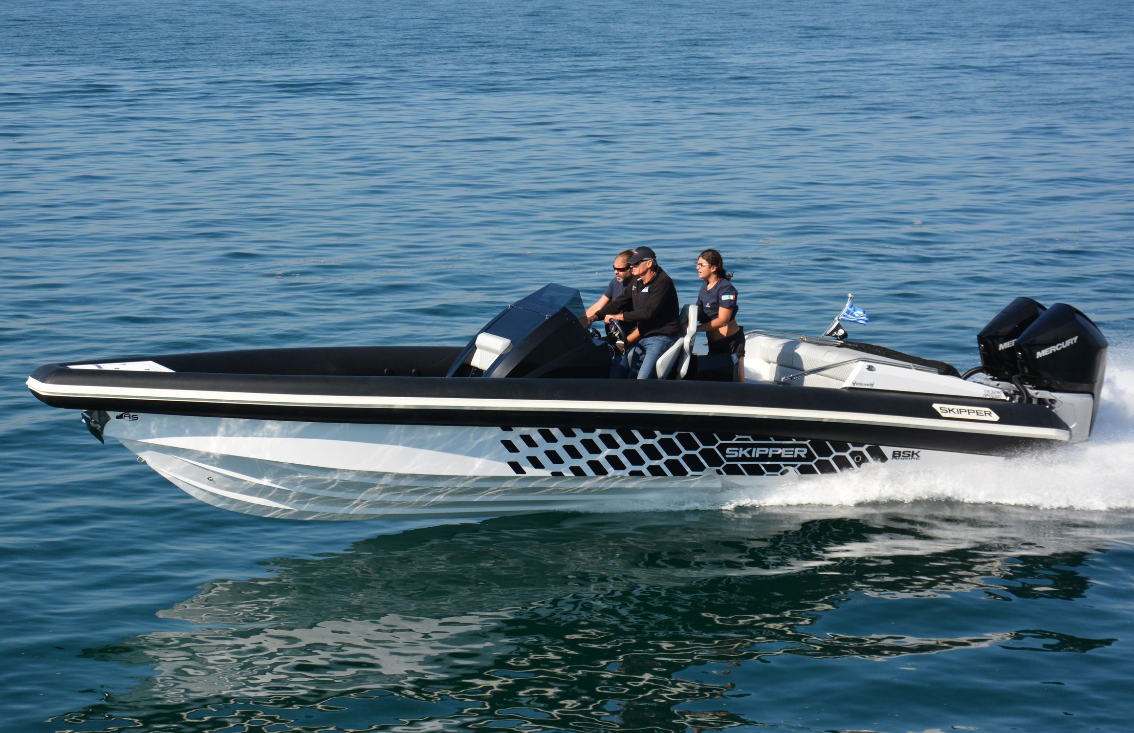 Inboard inflatable boat - BSK 4X32 - Skipper - outboard / diesel / rigid