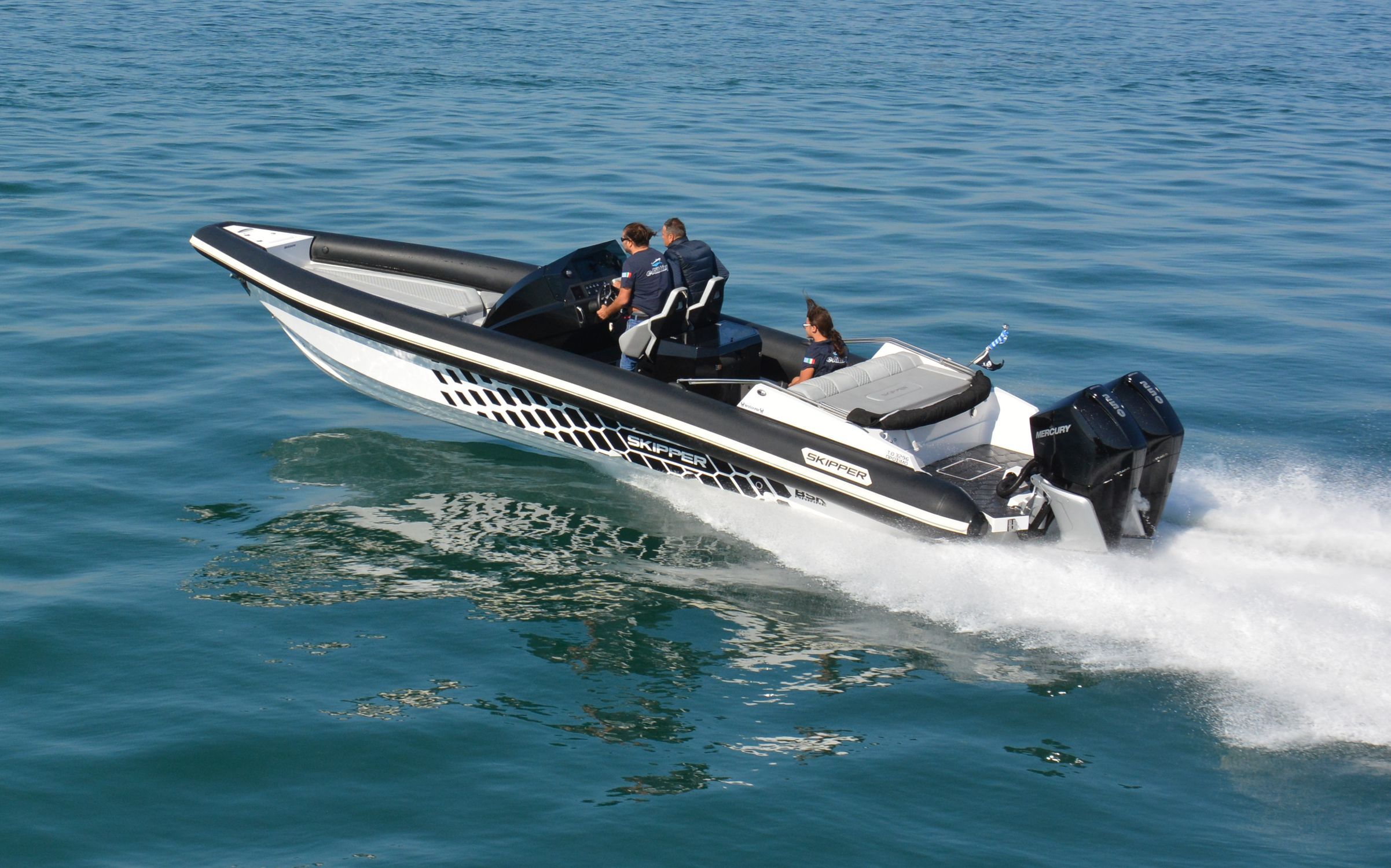 Inboard inflatable boat - BSK 4X32 - Skipper - outboard / diesel / rigid