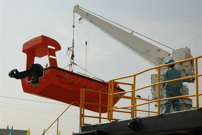 Lifeboat davit - Single Arm - Chongqing Guanheng Technology ...
