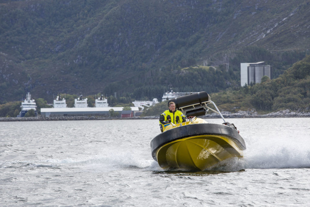 Rescue boat professional boat - RB 550 - Mare Safety AS - outboard