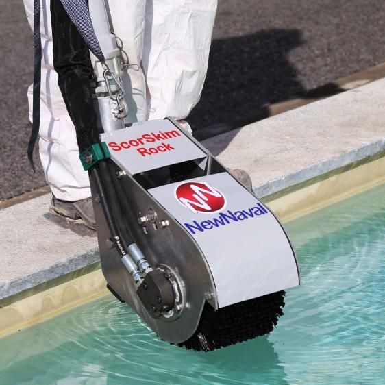 Brush oil skimmer - ScorSkim Rock - New Naval Ltd. - sheltered waters