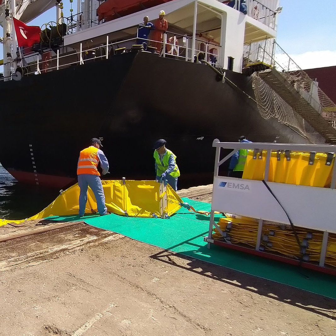 Containment boom - F-Series - New Naval Ltd. - floating / permanent / foam