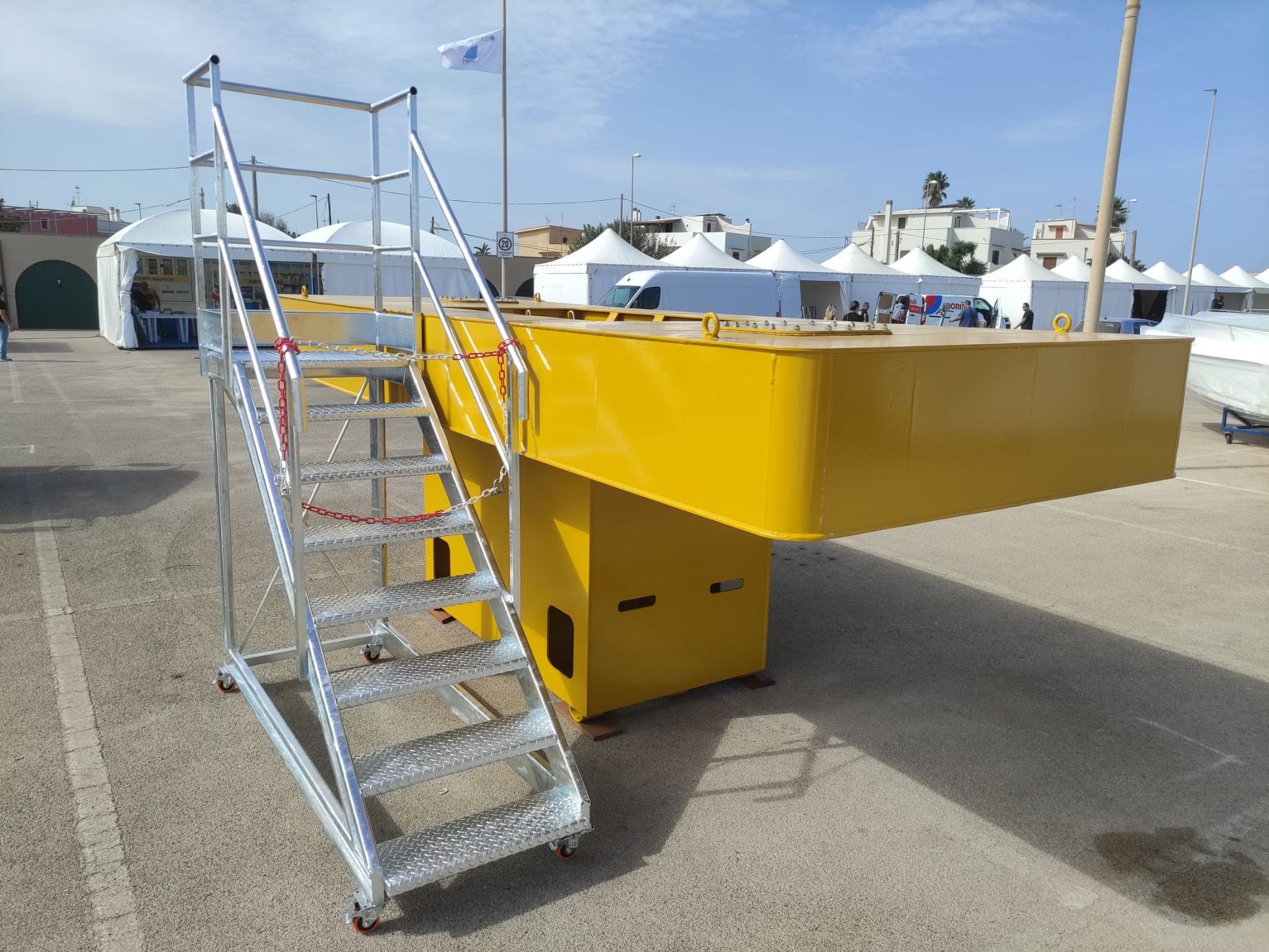 Floating pontoon - Nuova Metalmeccanica srl - marine division - work