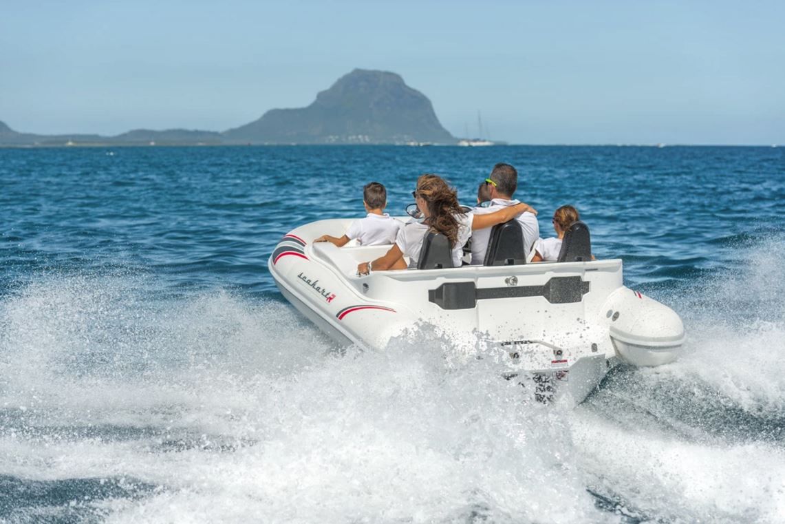 Inboard inflatable boat / rigid / center console / hydro-jet - Seakart ...