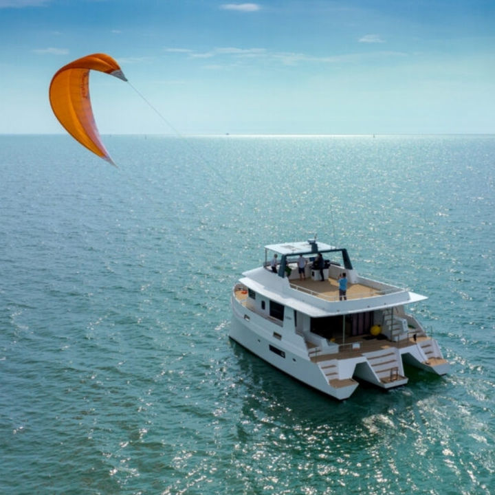 Boat kite propulsion system - LibertyKite® 80m² - Beyond the Sea