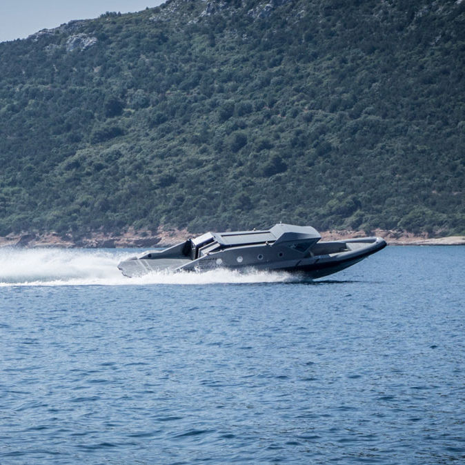 Patrol boat - 41 ARMORED - Marvel - passenger boat / inboard / outboard