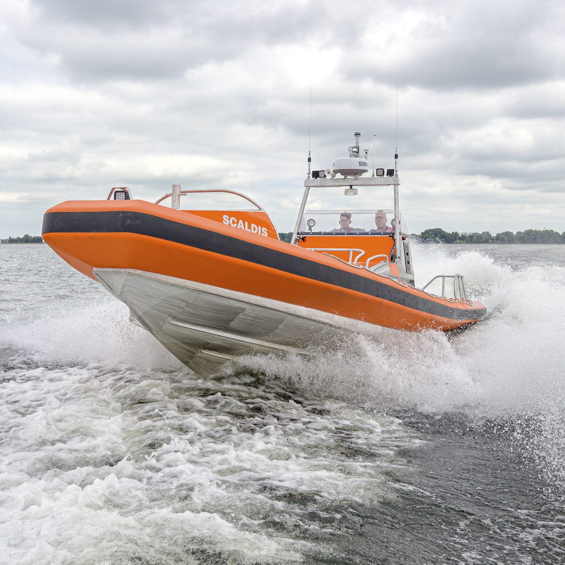 Professional rescue boat - FRC 903 - HABBEKE SHIPYARD - inboard ...