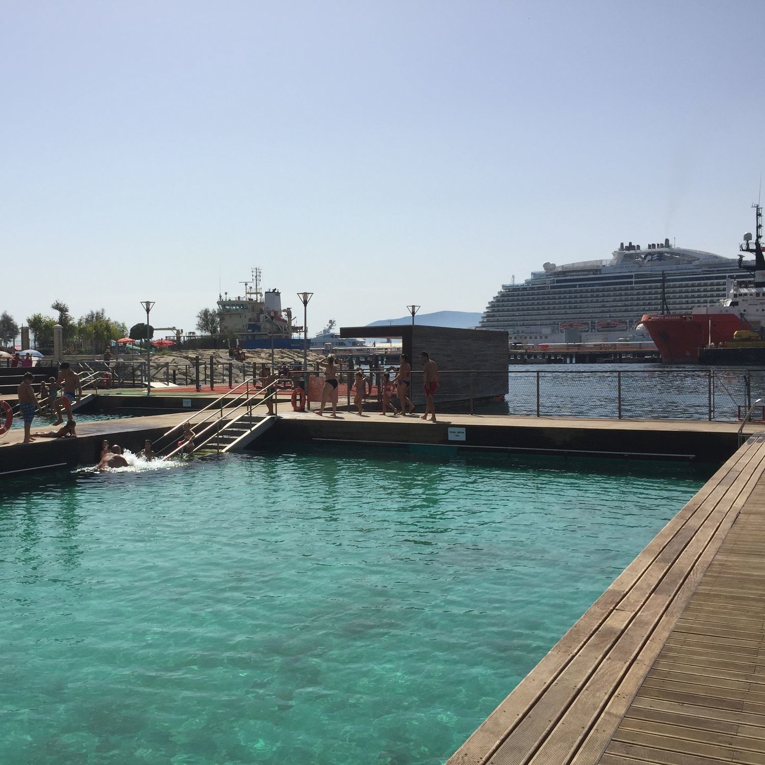 Floating swimming pool - Bottomless - BLUET FLOATING SOLUTIONS