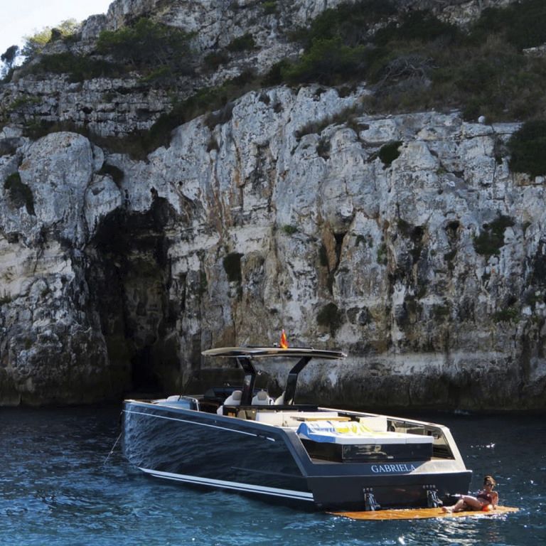 Inboard express cruiser - P43 - Pardo Yachts - twin-engine / open ...