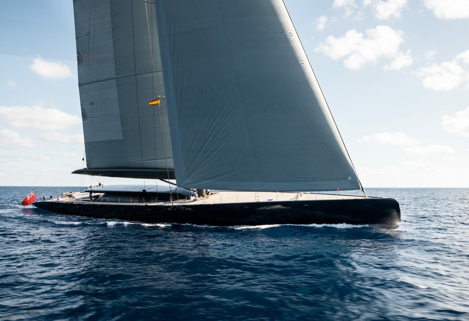 Cruising sailing super-yacht - Ngoni - Trimm Design BV - with open ...